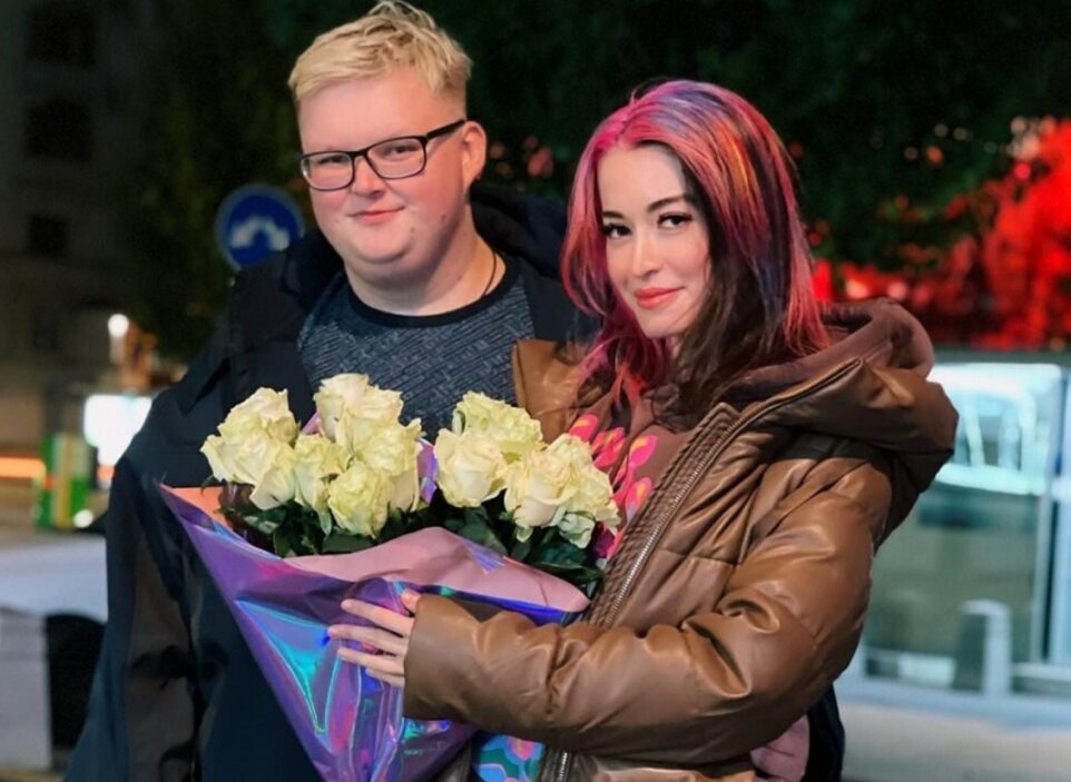 Who Is Angelika Mikhailova aka Lika Liqueen? Boombl4cs's Wife and ...