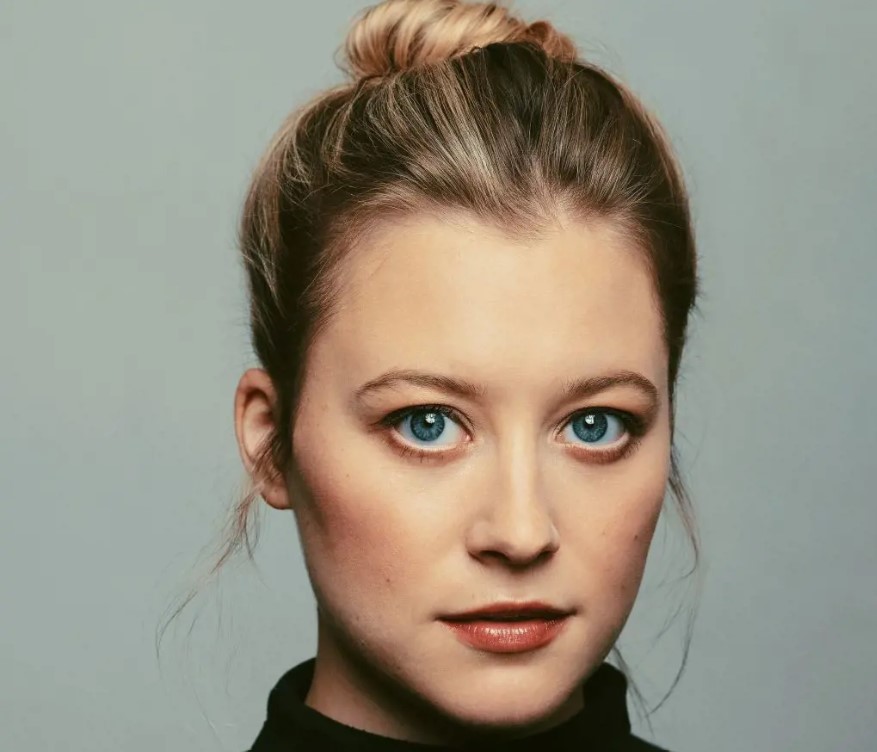 Who Is Happily Never After Cast Erinn Fredin? Details On Her Husband ...