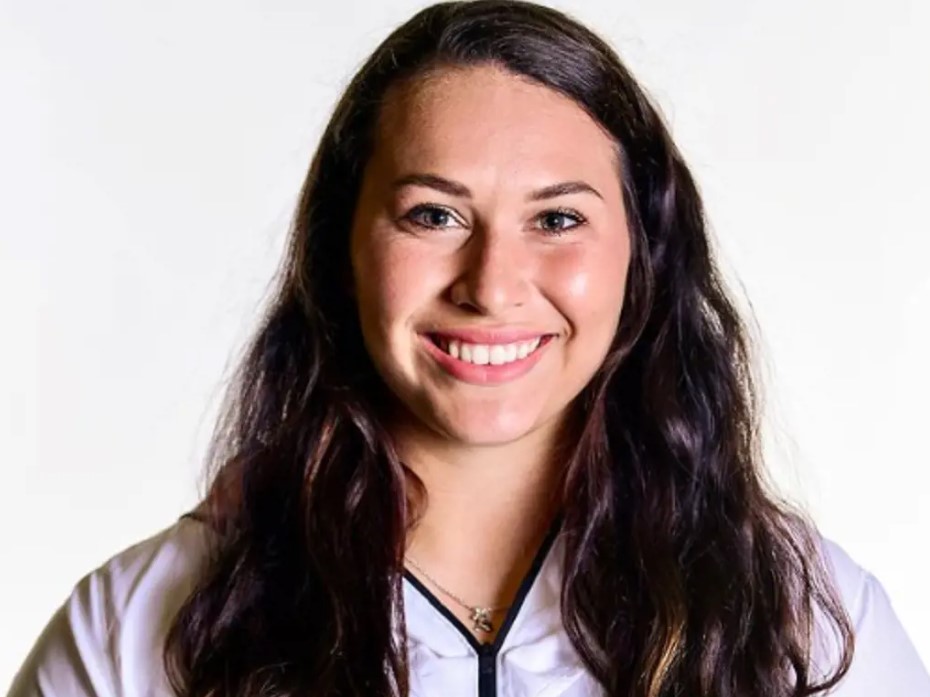 Who Is Hope Trautwein? Oklahoma Softball Pitcher - Her Wikipedia Bio ...