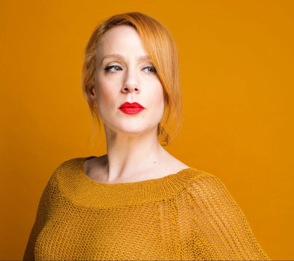 Sara Barron: Who Is She? Details About The 42 Years Old Comedian's ...