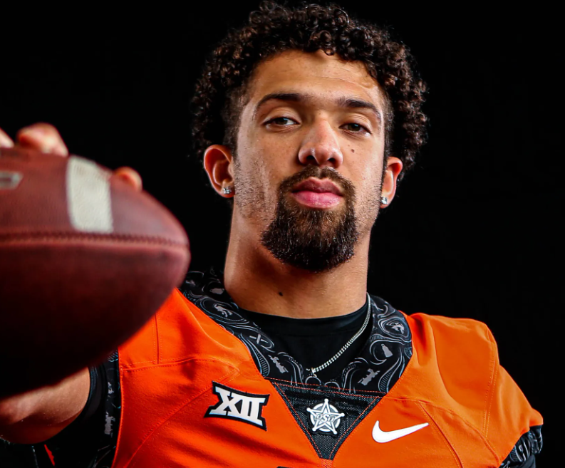 Quarterback Spencer Sanders Is Regarded As One Of The Best Players In ...