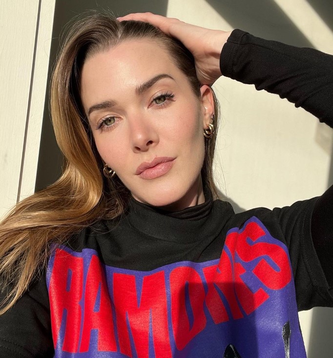 How Old Is Kathryn Kohut? Body Measurements & Age of Hallmark's Fly ...