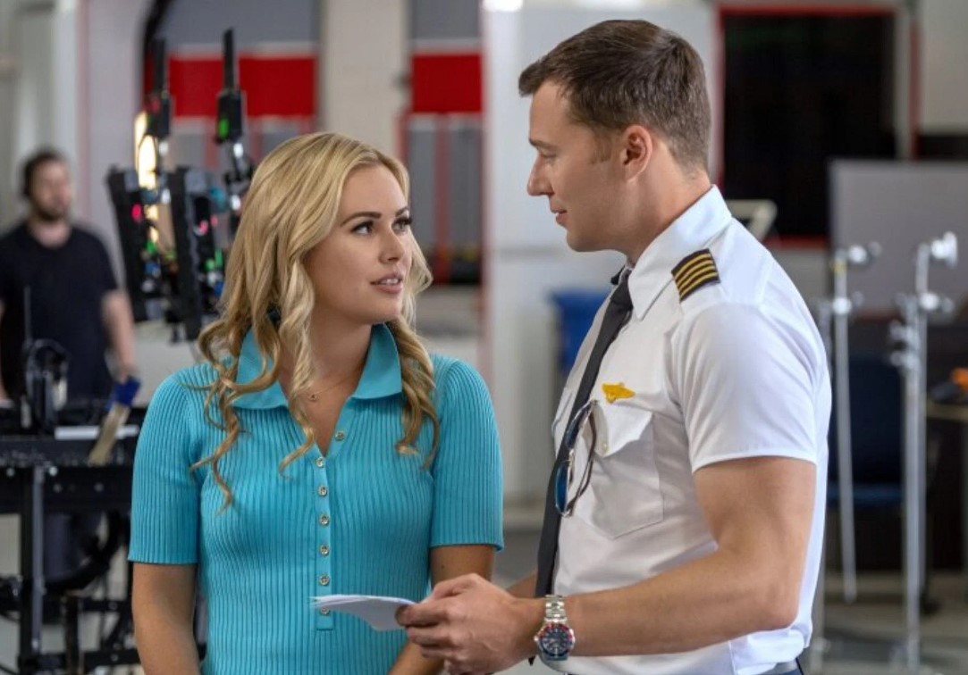 How Old Is Kathryn Kohut? Body Measurements & Age of Hallmark's Fly ...