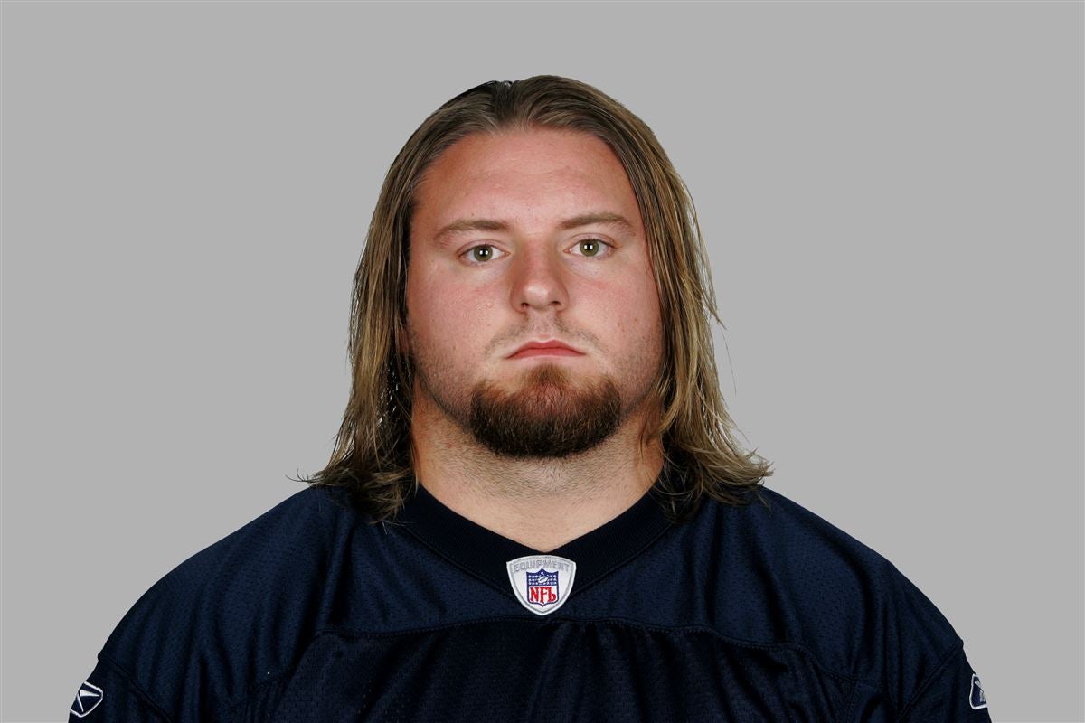 Dusty Dvoracek And His Wife Lacy Has A Family Of Five With 3 Kids