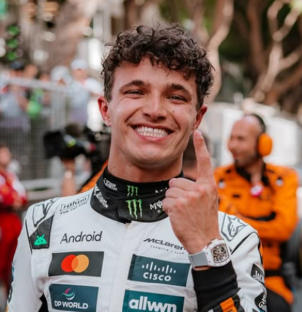 Lando Norris’ Parents, Brother Oliver, and Sisters Flo & Cisca