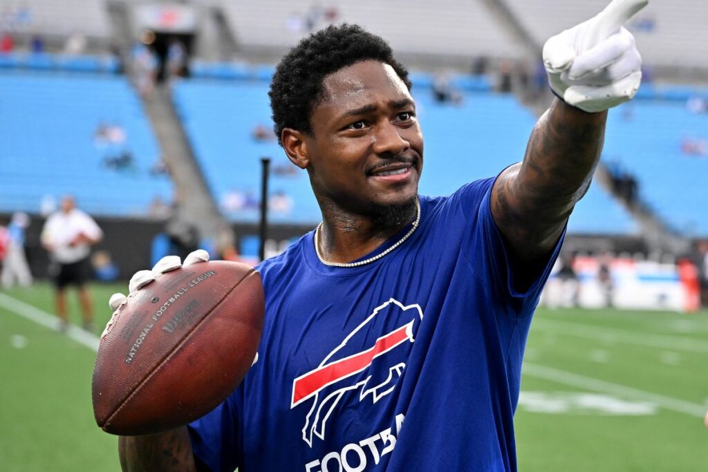 Stefon Diggs Sister Porsche Green And Brother Aron Jr Are His Half-Siblings