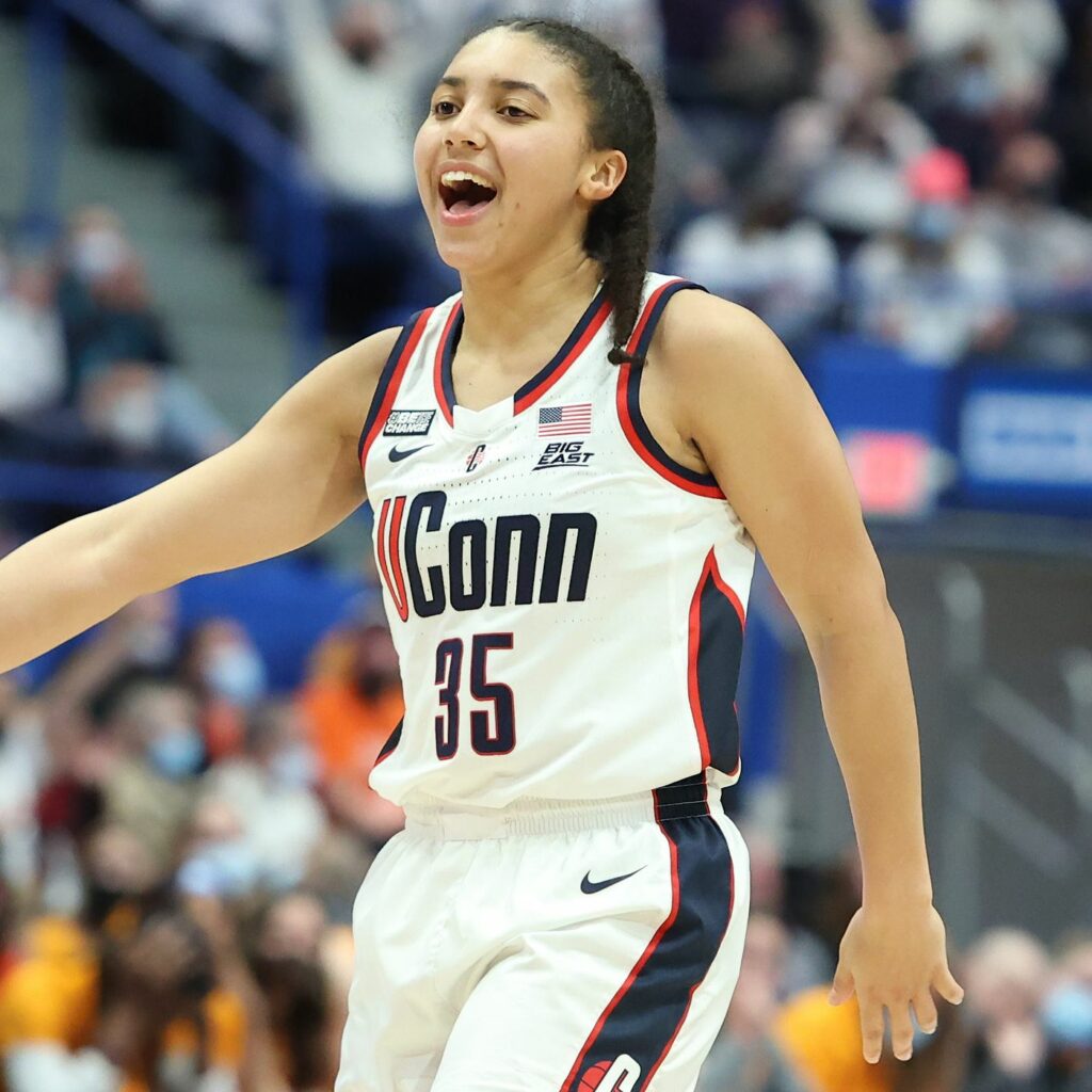 Azzi Fudd's Parents Were College Basketball Players And Got Married On ...