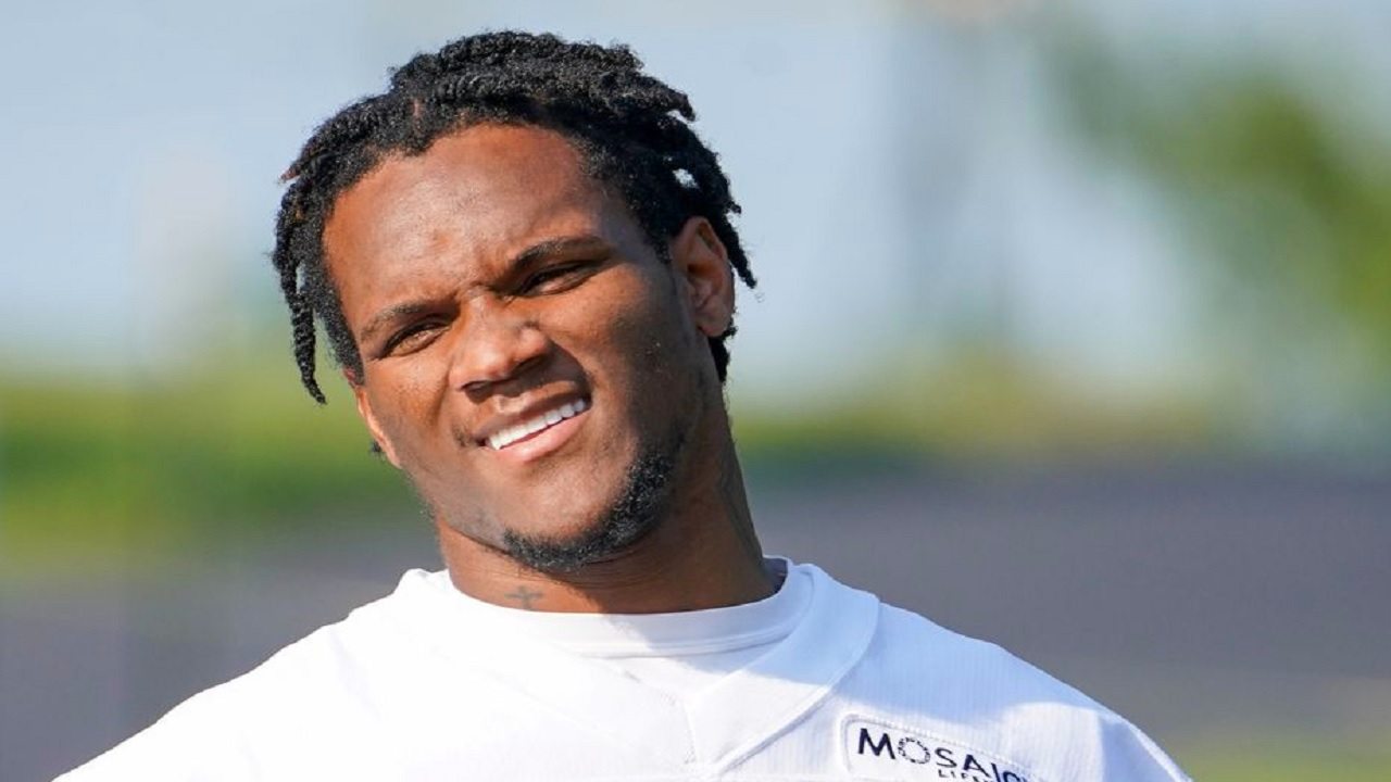 Who Is Charvoun Ward? Facts To Know About Charvarius Ward Older Brother ...