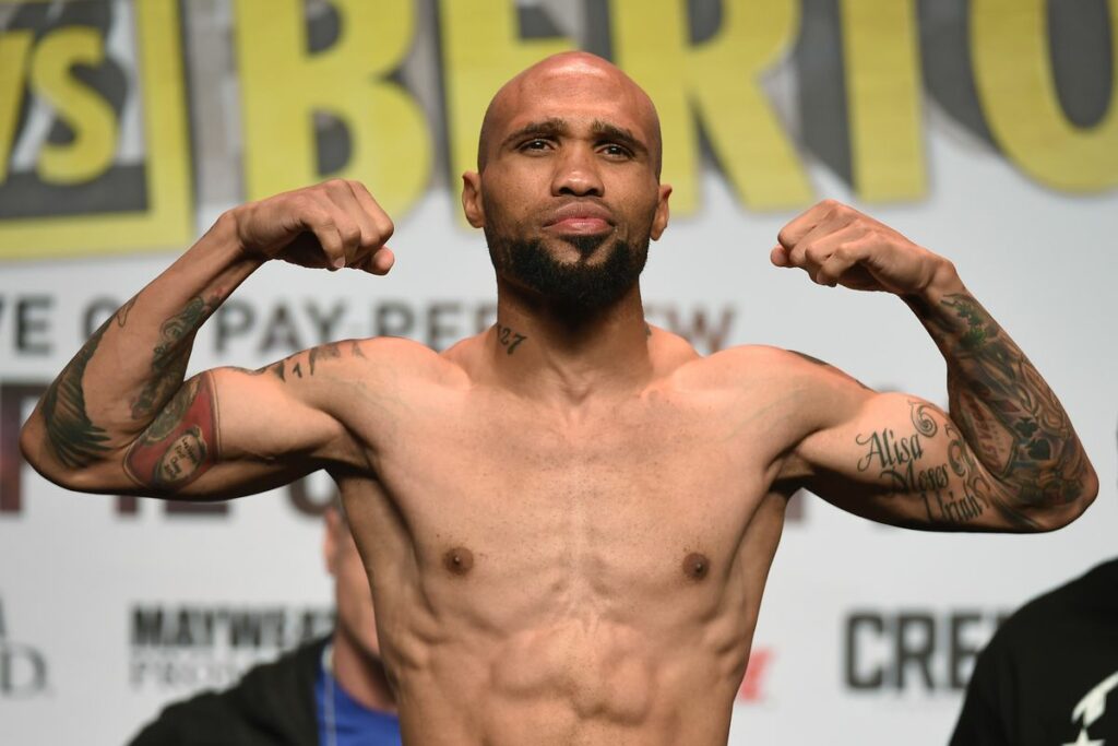 Ishe Smith Married Valarie Lopez After Taking Divorce With Latoya Woolen