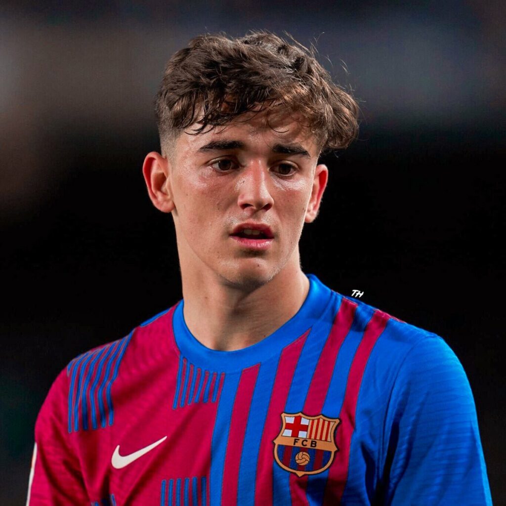 Pablo Gavi Grew Up In Los Palacios y Villafranca With His Sister Aurora ...