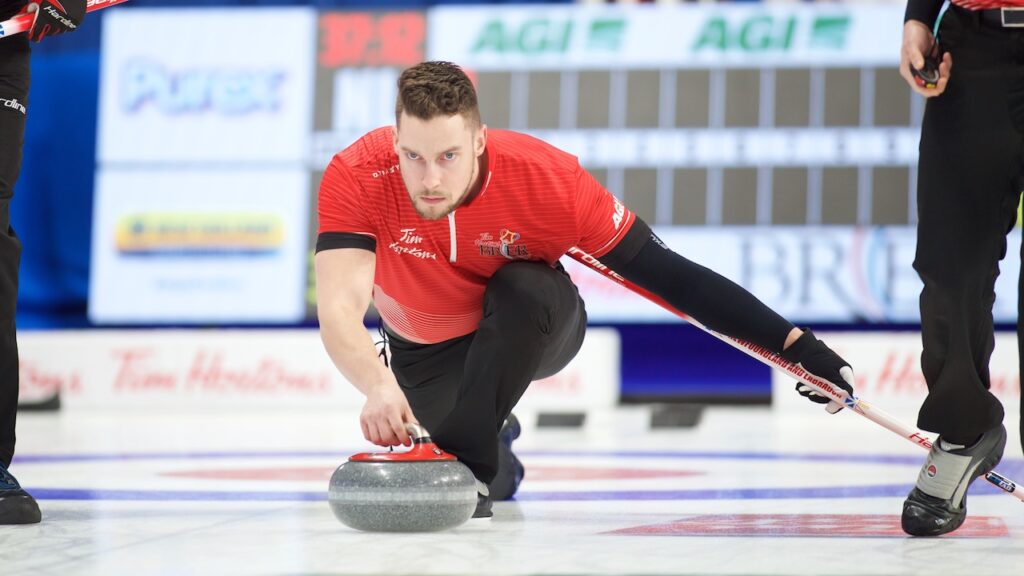 Who Is Christopher Gallant? Meet Brett Gallant Brother Who Is A Former ...