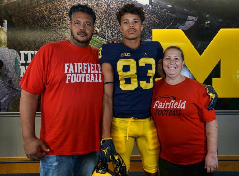 Who Are Erick All Parents? Meet His Mother Kelly All And Father Erick ...