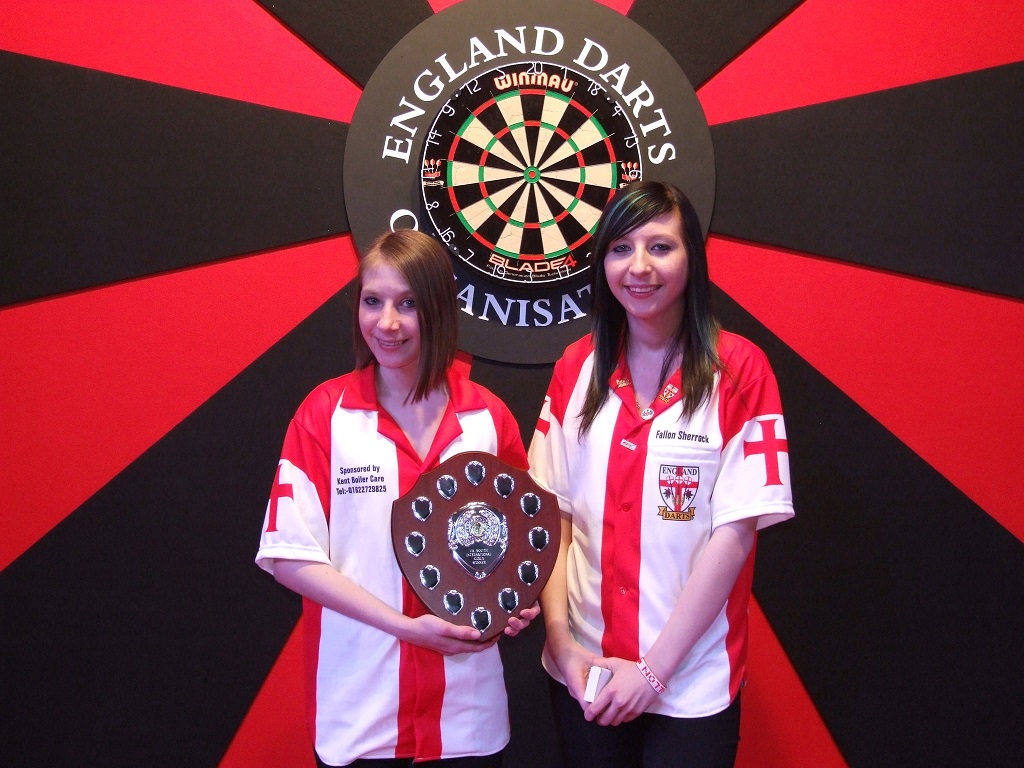 Who Is Fallon Sherrock Twin Sister Felicia Blay Sherrock? Everything To ...