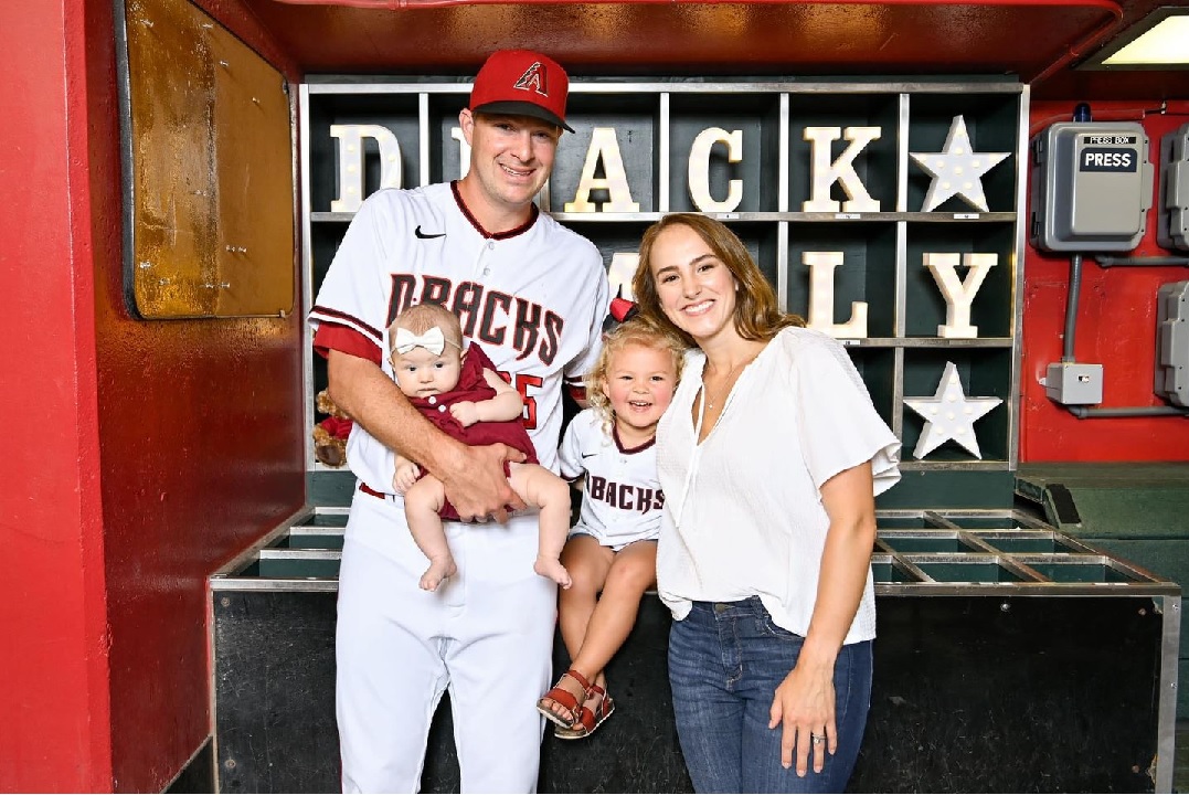 Who Is Ella Mantiply (Pitcher Joe Mantiply Wife)? Meet Their Family And ...