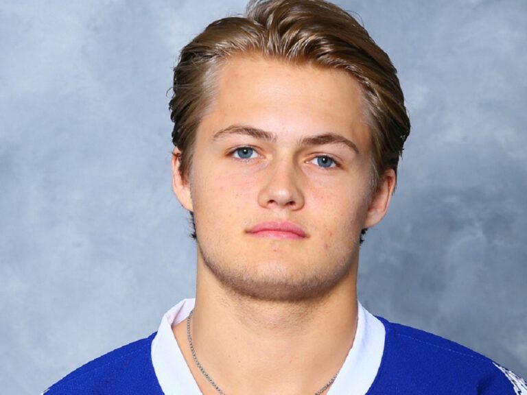 William Nylander’s Girlfriend: Who Is Penny Liarakos? Relationship ...