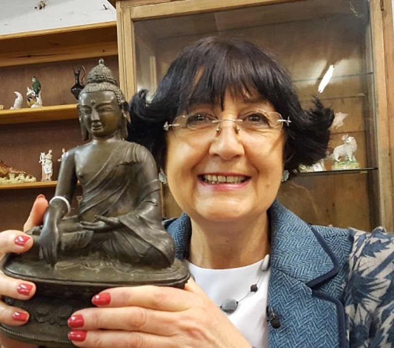 Does Anita Manning Wears A Wig? Health Update And Family Details Explored!