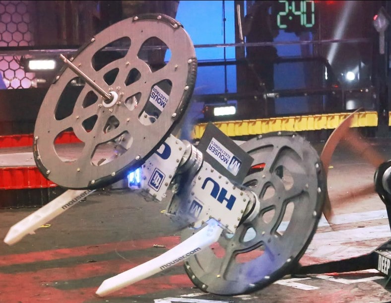 Victor Soto (Battlebots Cast): Who Is He? Bio, Career, Team Rotator And ...