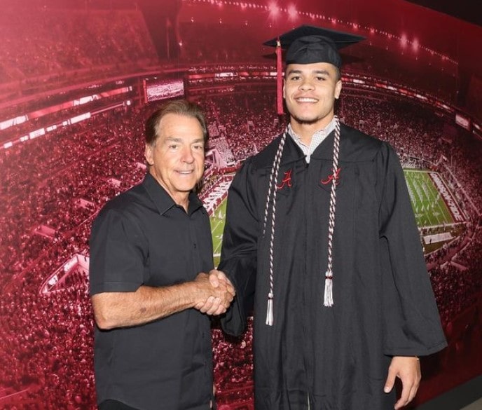 Who Is Cameron Latu Parents? Meet Jill Argust-Fine & Suli Fine; Family ...