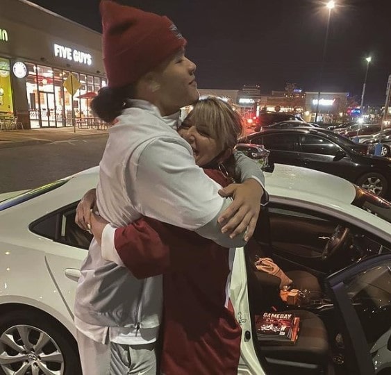 Who Is Cameron Latu Parents? Meet Jill Argust-Fine & Suli Fine; Family ...