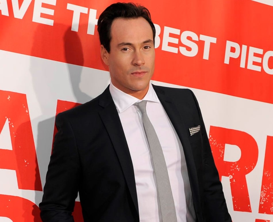 Chris Klein Unique Accent In Series "Sweet Magnolias"; Fans Reviews And ...