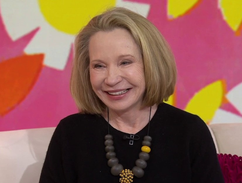 Did Debra Jo Rupp Gone Through Plastic Surgery? Latest Appearance And ...