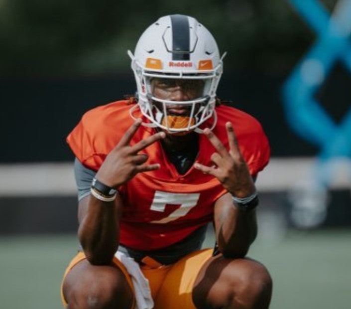 Who Is Joe Milton Parents? Meet DeShea Bouie & Joe Milton II; Family ...