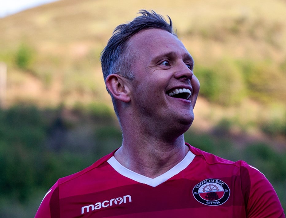 Who Is Sophie Ver Maas (Lee Trundle Girlfriend)? Disneyland Trip With ...