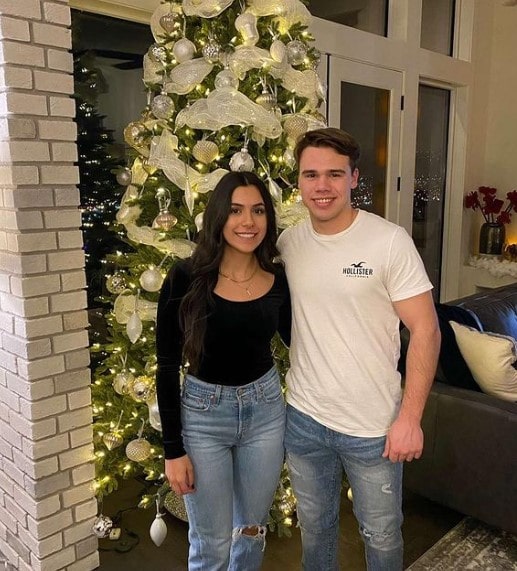 Who Is Logan Stankoven Parents? Meet Deana & Wes Stankoven; Family ...