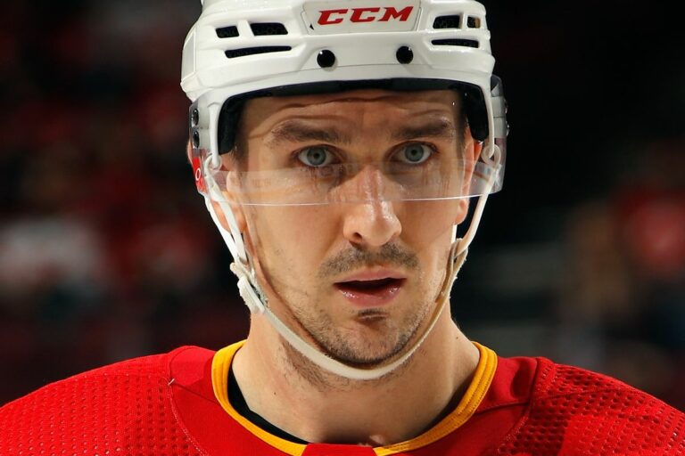 Who Is Mikael Backlund Wife Frida Engstrom? Married Life And Family ...