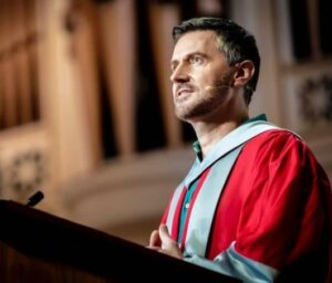 Who Is Margaret Armitage (Richard Armitage Mother)? Family And Career ...