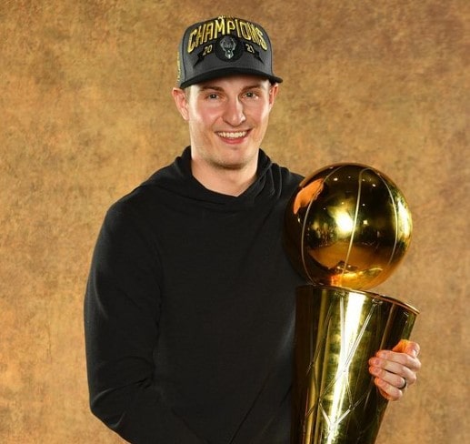 Who Is Kanyan Ward (Sam Merrill Wife)? Couple Welcomed Their Baby In 2022