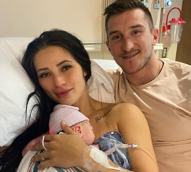 Who Is Keely Jeannot (Tanner Jeannot Wife)? Relationship And Career ...