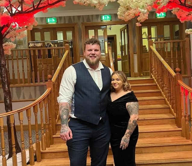 Who Is Tom Stoltman Parents? Career, Bio, Married Life And Family ...