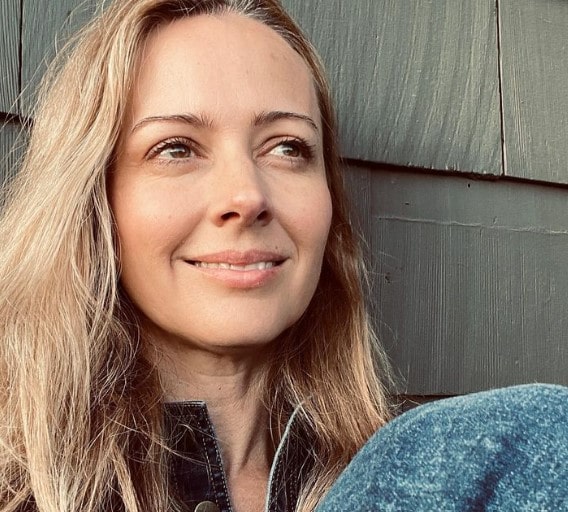 Amy Acker: Married Life, Children, Net Worth (2023), Latest Work And ...