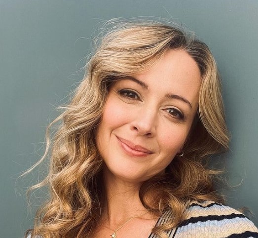 Amy Acker: Married Life, Children, Net Worth (2023), Latest Work And ...