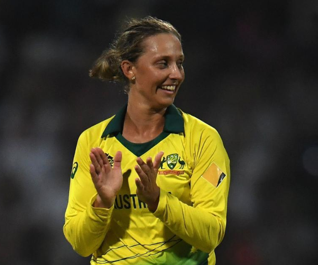 Ashleigh Gardner (Cricketer) Net Worth 2023: Biography, Income, Partner ...