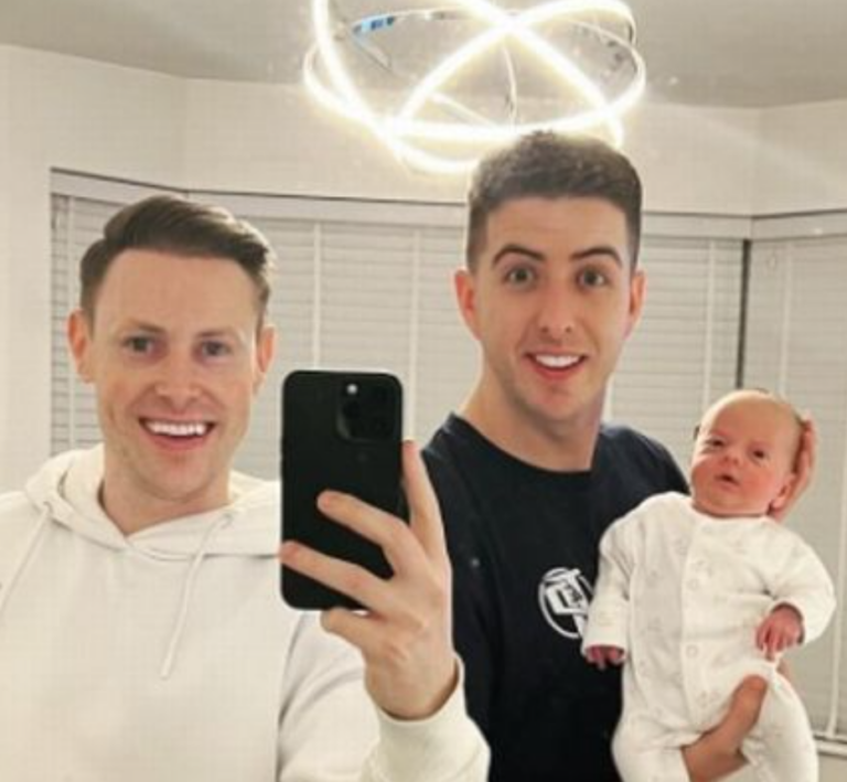 Ashley Glazebrook: Boyfriend Liam Durbidge, Daughter Manogya Manandhar ...