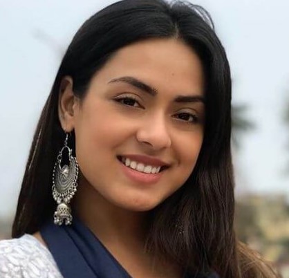 Deeksha Sonalkar: Age, Height, Weight, Relationship, Affairs ...