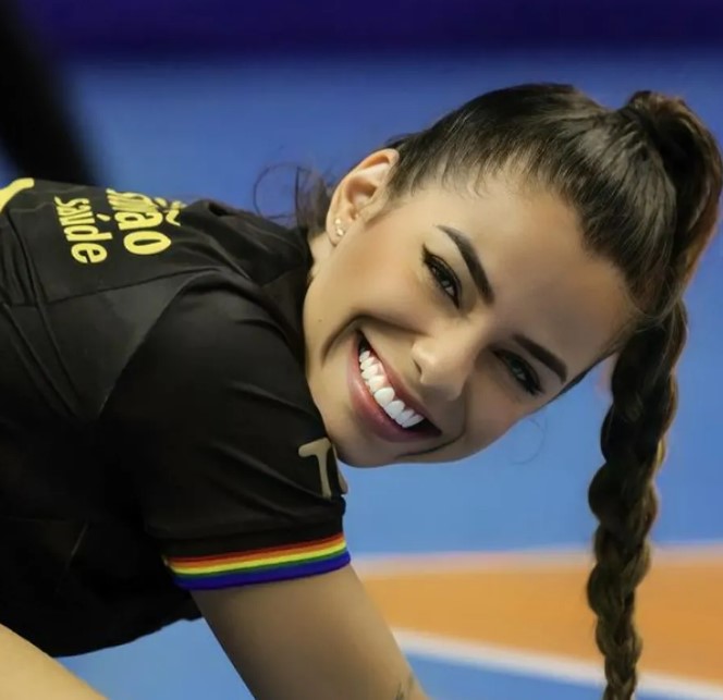 Key (Keyla) Alves: Bio, Age, Height, Weight, Family, OnlyFans Model ...