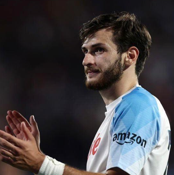 Khvicha Kvaratskhelia Bio, Career, Age, Height, Relationship, Affairs ...