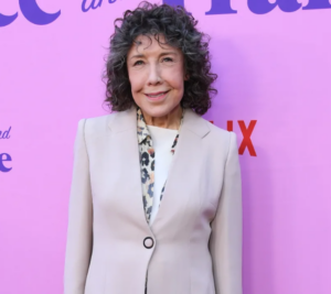 Lily tomlin Bio, Age, Height, Relationship, Affairs, Net Worth 2023 ...