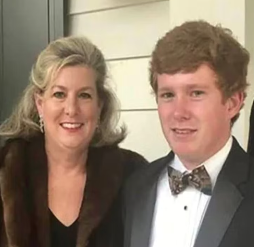 Maggie Murdaugh: Wife of Alex Murdaugh, Death, Family, Attorney ...