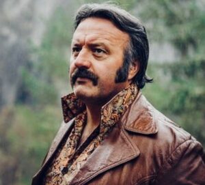 Who Is Kelly Bubbins (Mike Bubbins Wife)? Married Life And Career & Pub ...