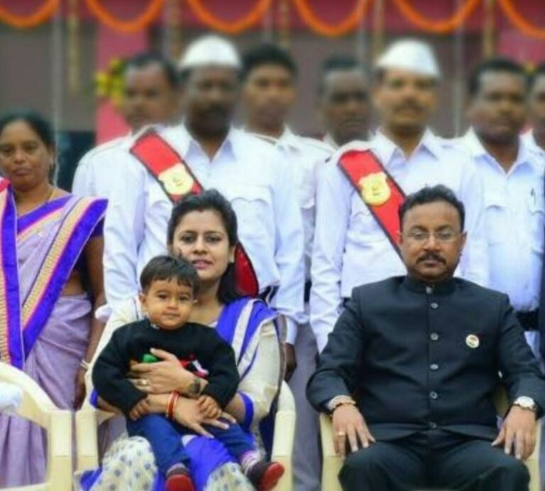 Sameer Vishnoi (IAS): Bio, Money Laundering Investigation And Arrest, Family, Net Worth (2023 ...