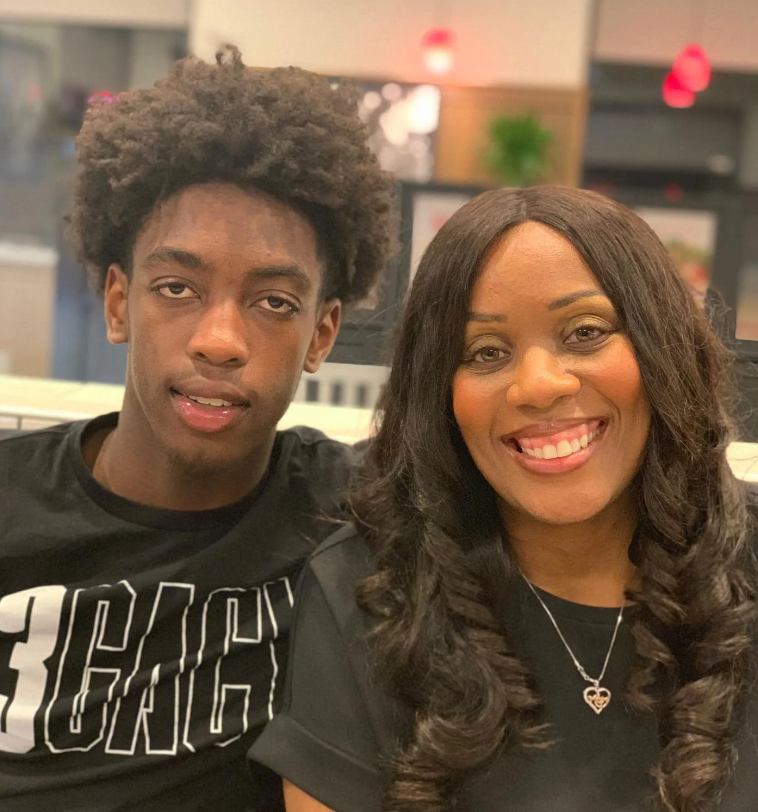 Siohvaughn Funches: Dwyane Wade's First Wife And Zaya Wade's Mother ...