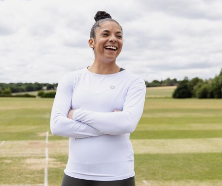 Sophia Dunkley (Cricketer) Bio, Age, Height, Relationship, Affairs, Net ...