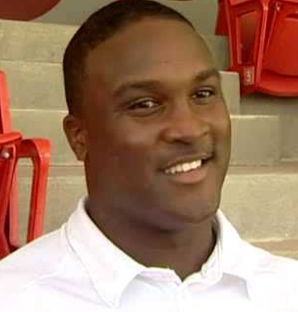 Toya Martin (Tee Martin's Wife): Age, Height, Weight, Relationship ...