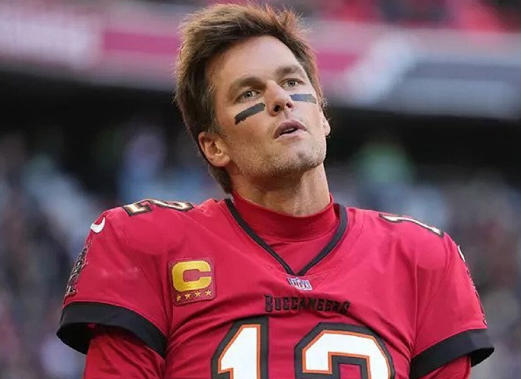 How old was Tom Brady when he won his two first Super Bowls and how ...