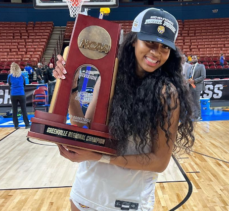 Angel Reese: The Rising Star of LSU Basketball - Age, Height, Family ...