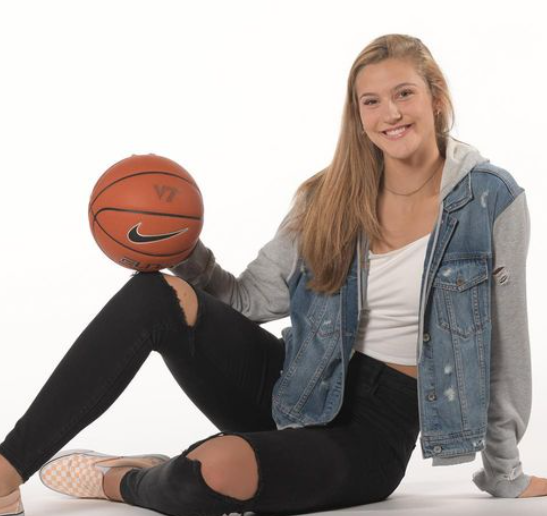 Elizabeth Kitley: Parents, Bio, Career, Wiki, Age, Ethnicity, Net Worth ...